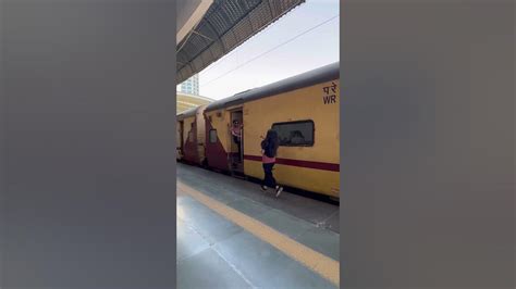 Shorts Ddlj Train Scene Ddlj Couplegoals Youtube