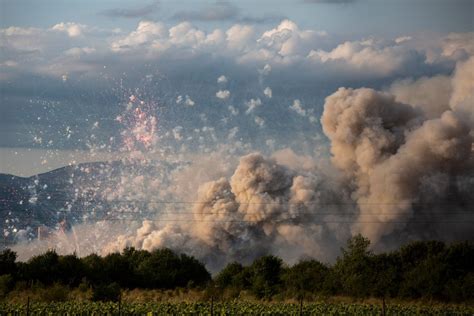 Какво знаем за взривовете край Елин Пелин Важно днес Булевард България