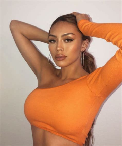 Montana Helena Klein Yao Nationality Net Worth And Relationship Status