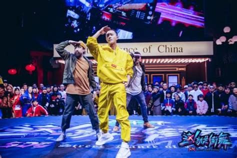 《這！就是街舞》選手正面交鋒 明星隊長秀舞技 壹讀
