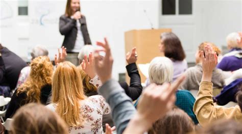 How To Effectively Teach A Large Class