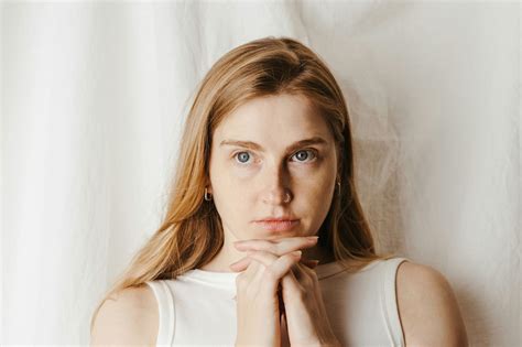 7 Ways To Stop Overthinking Your Relationship