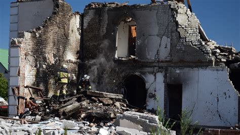 Російський удар по Харкову місцева влада повідомляє про загиблого й постраждалих