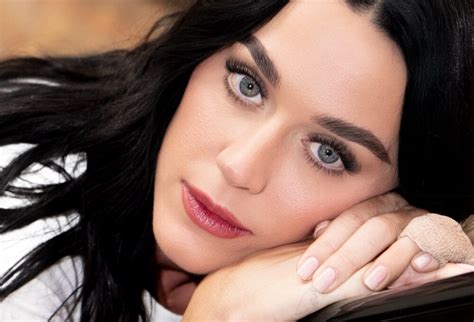 Katy Perry Lyrics Hello Magazin