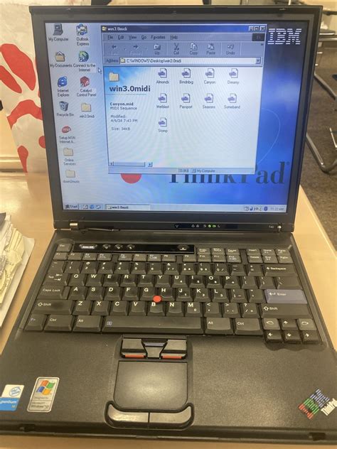 i was using my thinkpad with win98 at school last week for some notes