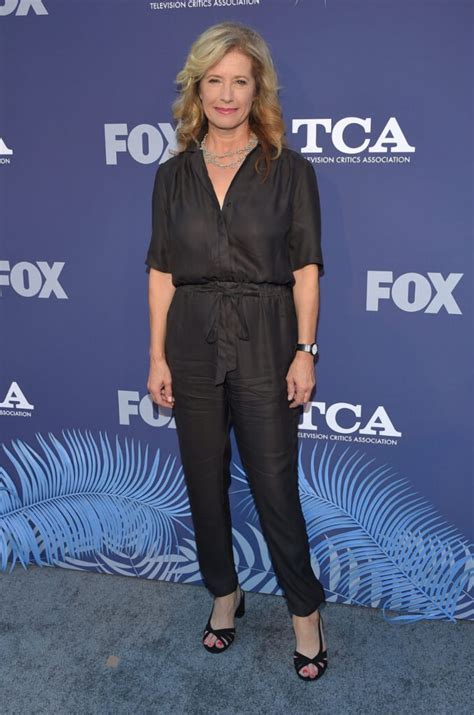 Nancy Travis Measurements Height Weight And More