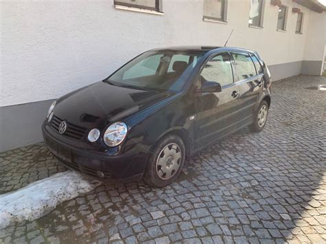 Schlachte Vw Polo 9n 1 2 54ps Schlachtfest Teile In Bayern