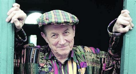 Morto Evtushenko Il Poeta Che Riempiva Le Piazze