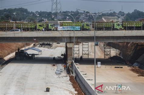 Progres Pembangunan Jalan Tol Cijago Seksi 3B ANTARA News