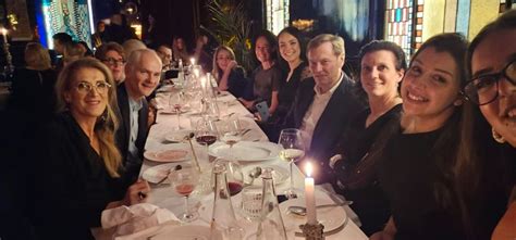 Très Belles Fêtes Et Rendez Vous En 2024 🎉 Hajar Zine Eddine