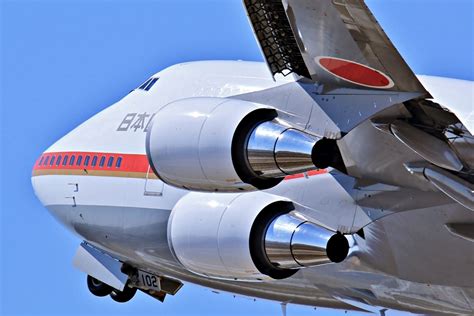 大空に舞う政府専用機B747400 FlyAgain