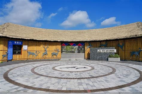 阿里山鄒族逐鹿文創園區開幕巨型台灣黑熊公仔歡迎您 旅遊頻道 三立新聞網 SETN