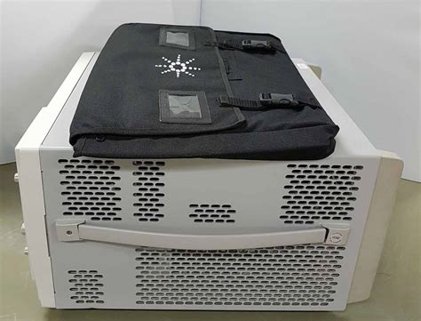 AGILENT HP HEWLETT PACKARD KEYSIGHT DSA 91304A 전자 테스트 장비 판매 가격 9252806에 사용됨 CAE에서 구매