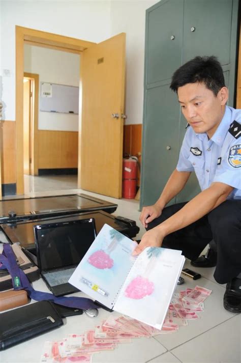 致敬·缅怀·奋进丨沈成磊：洒尽一腔热血 殊死搏斗歹徒澎湃号·政务澎湃新闻 The Paper
