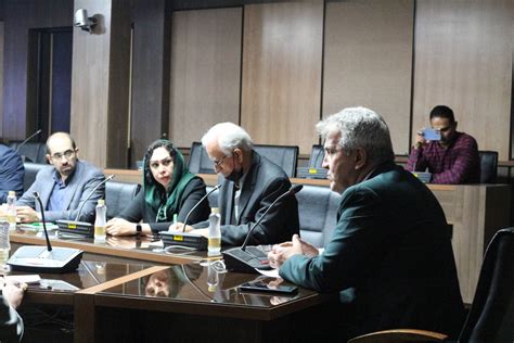 نشست مدیران دریایی و تنظیم بیانیه دومین رویداد فناوری و کارآفرینی دریایی