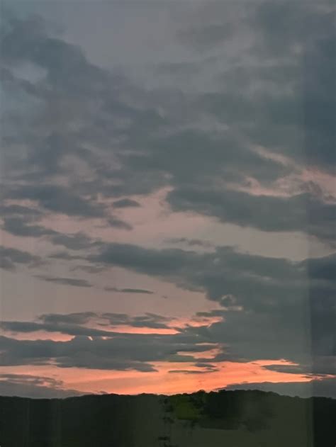 Seventeen Community Posts 얘들아 지금 하늘 엄청 이뻐
