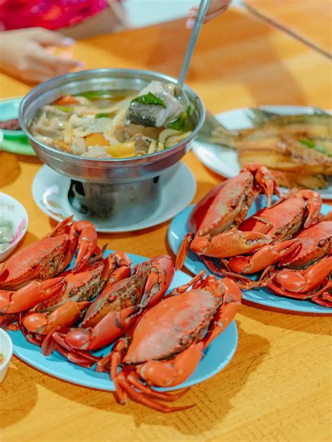 บุฟเฟ่ต์ซีฟู๊ด🦐 น้ำเก๊กฮวยฟอง🍺 โฮมสเตย์โคตรชิล‼️ แกลเลอรีที่โพสต์โดย