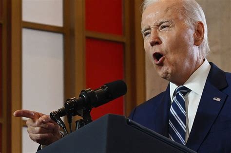 拜登兜售经济政策拼连任，美媒：完全是为应对特朗普的混乱理论凤凰网