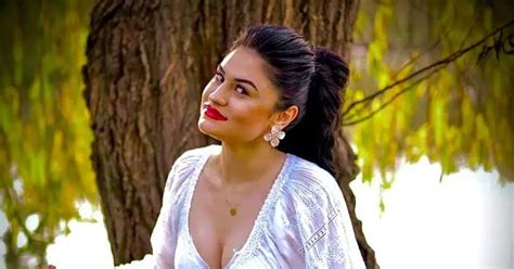A Murit „privighetoarea Gorjului” Alina Popa A Fost Răpusă De Cancer