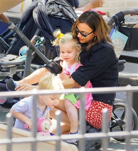 Photo The Beauty Of Lea Irina Shayk Bradley Cooper S Rarely Exposed
