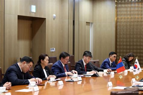 Г Занданшатар Монгол Улс БНСУ ын харилцааны эрх зүйн орчинг бэхжүүлэхэд хоёр улсын парламент