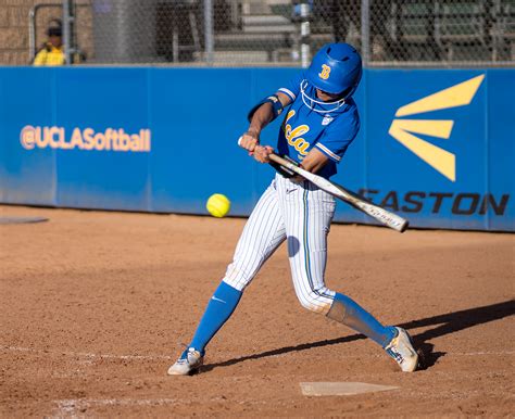 Ucla Softball Defeats San Diego To Snap 2 Game Losing Streak Daily Bruin