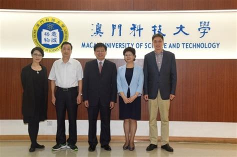 北大程曼丽厦大陈培爱访科大交流办学理念