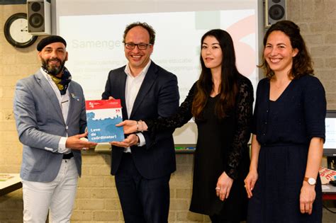 Minister Koolmees Onder De Indruk Van Vrijwillige Taalcoaching