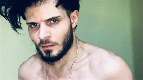 Еще один блогер избил девушку на стриме в Волгограде НовостиВолгограда ру Дзен