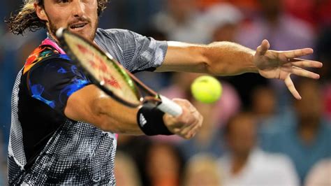 Stefanos Tsitsipas Vs Daniil Medvedev Odds And Prediction Nitto Atp Finals