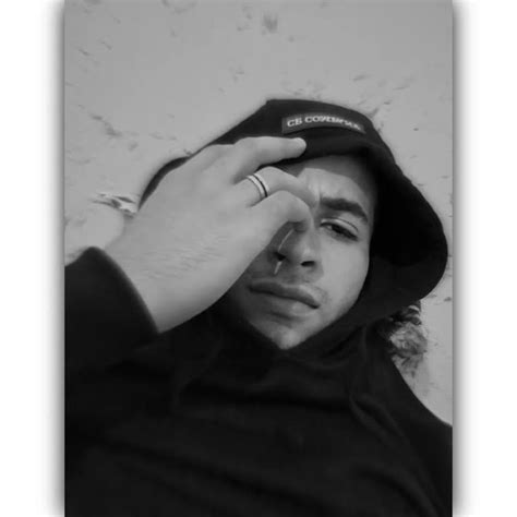 Younes Bouch 4444younes • Threads Say More