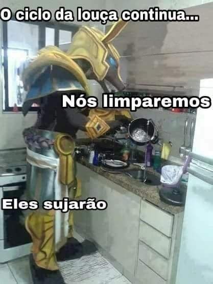 Quando Sua Mãe Começa A Jogar E Depois Vai Lavar A Louça League Amino