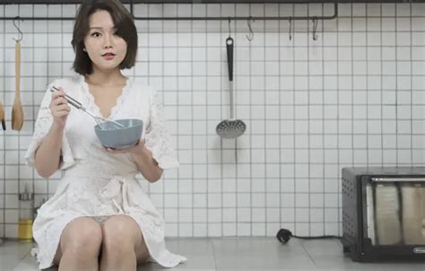 Download Wallpaper Smile Beauty Girl Asian Smile Beauty Cute