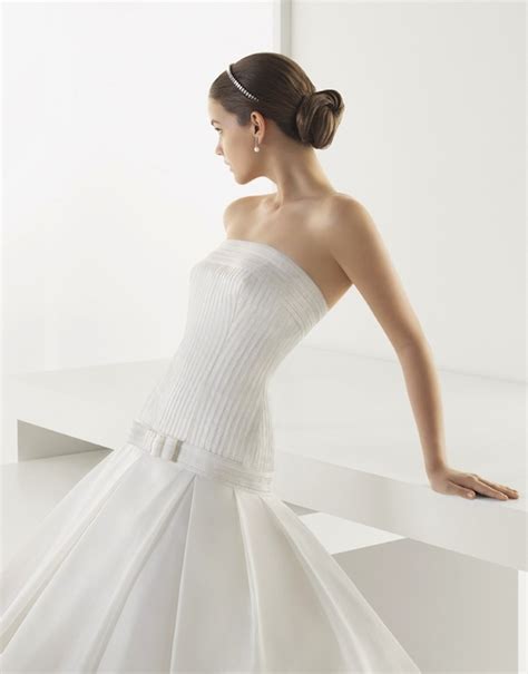 Barbara Palvin Wedding Dresses7