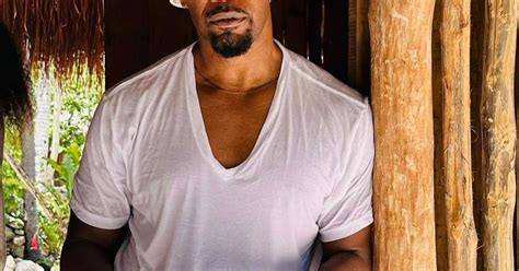 Jamie Foxx Agradece Apoio Após Internação Médica Posso Ver A Luz