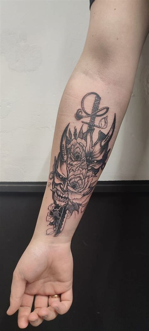 Маска 👹демон Hand Tattoos For Guys Tattoos For Guys Arm Tattoos For