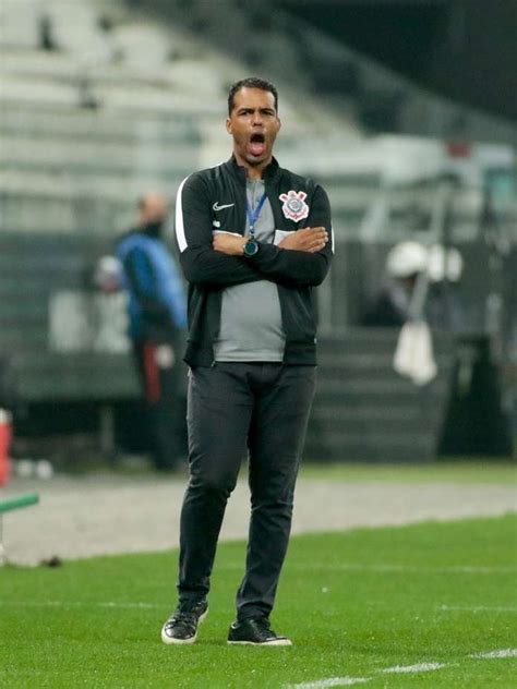 Pupilo De Tite E Herdeiro De Zé Maria Quem é Fernando Lázaro Novo