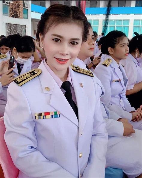 ครูลูกปัด สอนภาษาไทย สมาคมครูสวยแห่งประเทศไทย Ctta Facebook