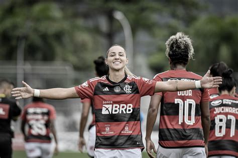 Flamengo derrota Real Brasília e segue na briga Ferroviária pela
