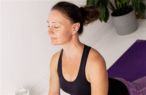 Yoga With Sara Sportsessioncom