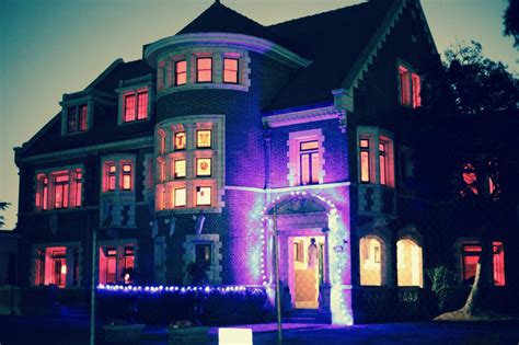 American Horror Story Murder House Is Opening Its Doors For Halloween