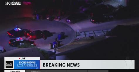 4 Arrested After Pursuit Of Armed Carjacking Suspect Cbs Los Angeles