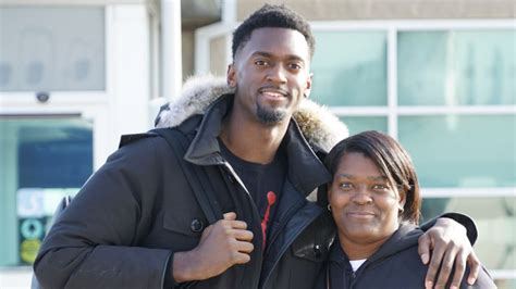 The Unshakable Bond Between Bobby Portis And His Mother Espn