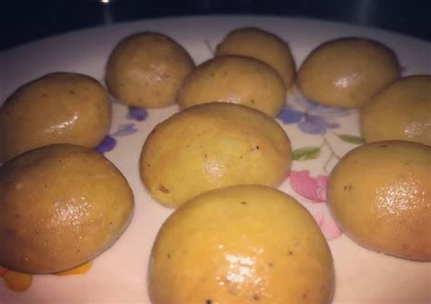Besan Ke Ladoo Recipe By Sabina Tabassum Cookpad