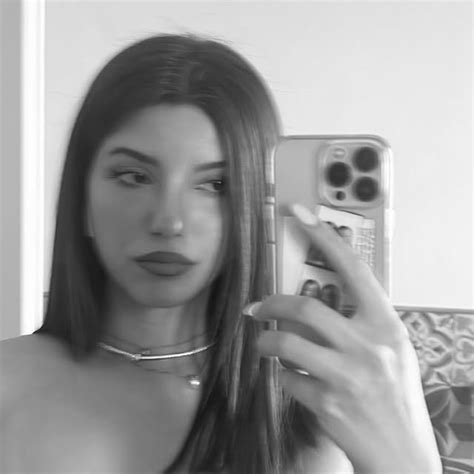 Giulia Campanilegiulia On Threads