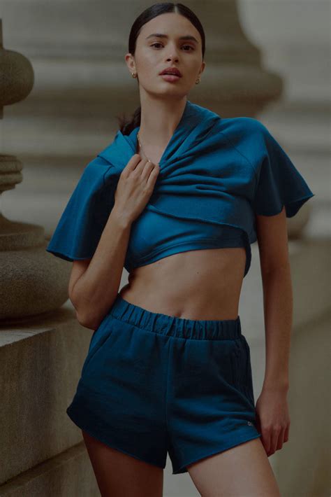 In The Air Dolphin Short Eclipse Blue Alo Yoga