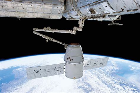Dragon Description Spacecraft And Facts Britannica