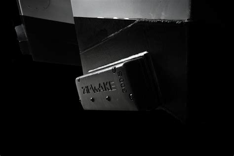 Zipwake Dynamic Trim Control System Series E