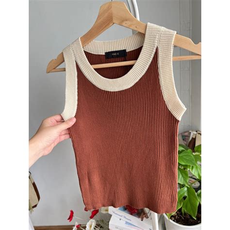 Two Tone Tank Top เสื้อกล้ามสองสี ไหมพรมนุ่มนิ่ม ยืดหยุ่นดีมาก