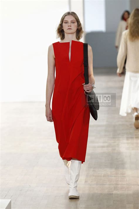 Lemaire Ready To Wear Fashion Show Collection Spring Summer 2016